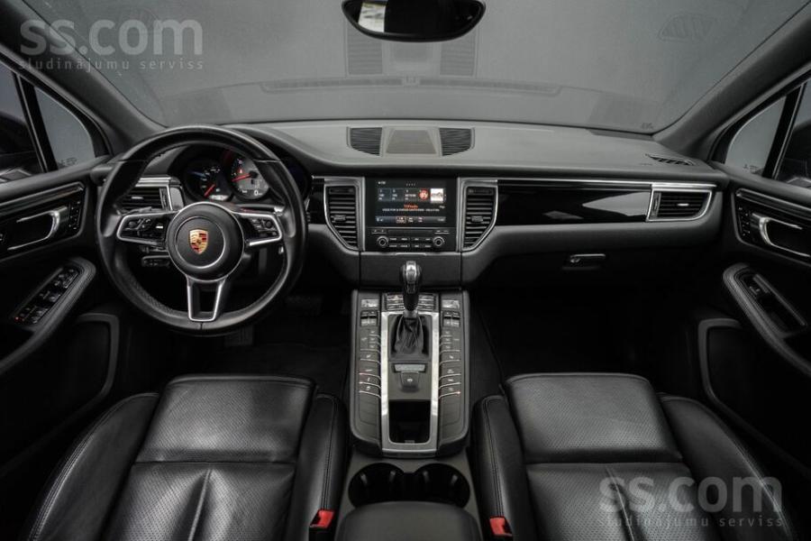 Melns Porsche Macan 2017 Rīga, ar dzinēja tilpumu 3.00 L un nobraukumu 244 tūkst. km par 29550 €, foto 16 vietnē AUTOMOTO.COM.LV