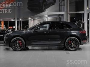 Melns Porsche Macan 2017 Rīga, ar dzinēja tilpumu 3.00 L un nobraukumu 190 tūkst. km par 29900 €, foto 3 vietnē AUTOMOTO.COM.LV