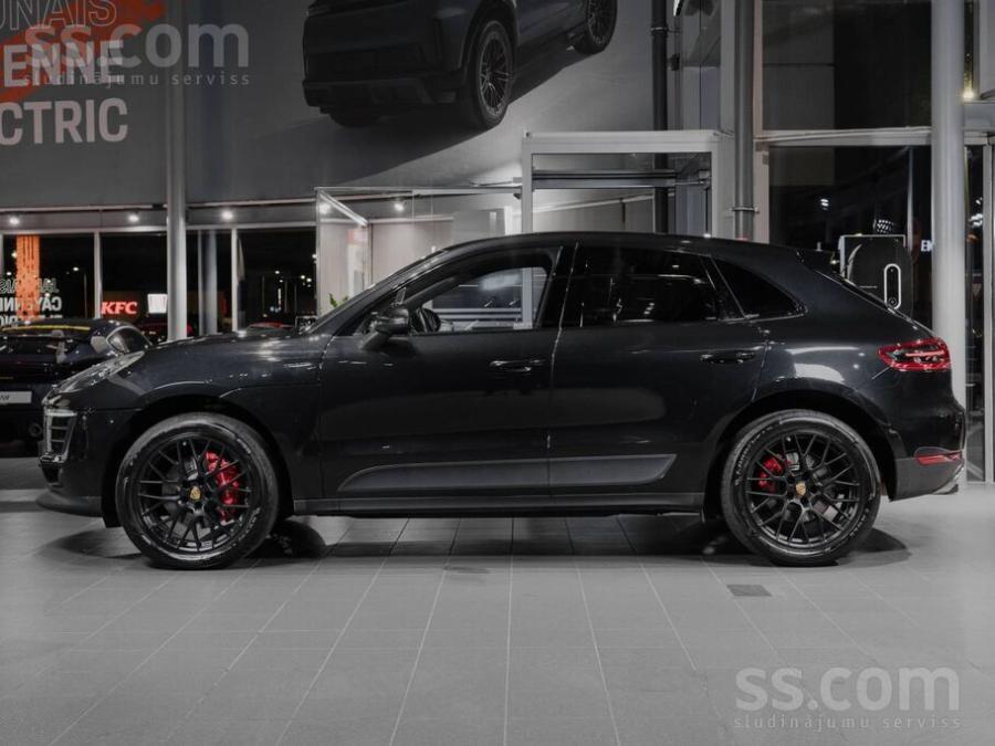 Melns Porsche Macan 2017 Rīga, ar dzinēja tilpumu 3.00 L un nobraukumu 190 tūkst. km par 29900 €, foto 3 vietnē AUTOMOTO.COM.LV