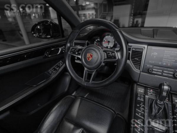 Черный Порше Масан 2017 в Рига, объемом двигателя 3.00 л и пробегом 190 тыс. км за 29900 €, фото 5 на AUTOMOTO.COM.LV