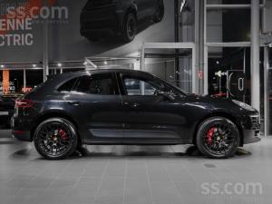 Melns Porsche Macan 2017 Rīga, ar dzinēja tilpumu 3.00 L un nobraukumu 190 tūkst. km par 29900 €, foto 8 vietnē AUTOMOTO.COM.LV