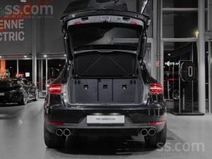 Melns Porsche Macan 2017 Rīga, ar dzinēja tilpumu 3.00 L un nobraukumu 190 tūkst. km par 29900 €, foto 12 vietnē AUTOMOTO.COM.LV