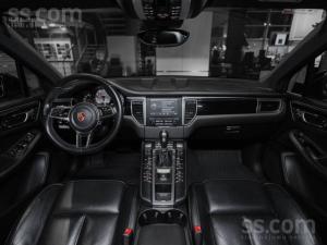 Melns Porsche Macan 2017 Rīga, ar dzinēja tilpumu 3.00 L un nobraukumu 190 tūkst. km par 29900 €, foto 20 vietnē AUTOMOTO.COM.LV