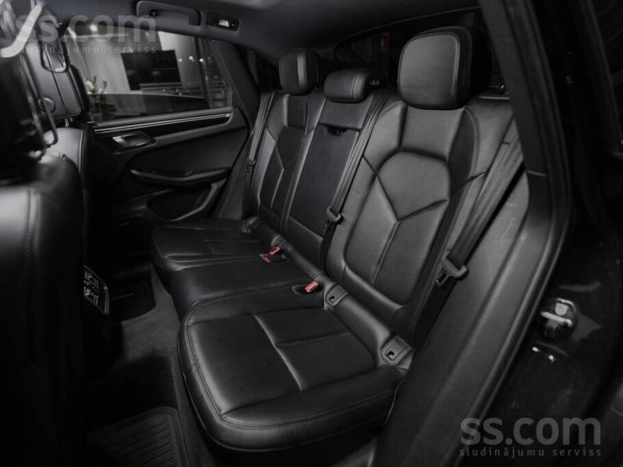 Melns Porsche Macan 2017 Rīga, ar dzinēja tilpumu 3.00 L un nobraukumu 190 tūkst. km par 29900 €, foto 21 vietnē AUTOMOTO.COM.LV