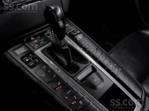 Melns Porsche Macan 2017 Rīga, ar dzinēja tilpumu 3.00 L un nobraukumu 190 tūkst. km par 29900 €, foto 29 vietnē AUTOMOTO.COM.LV