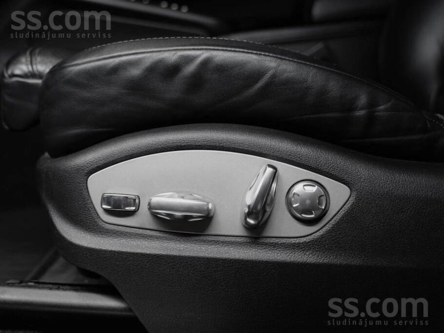 Melns Porsche Macan 2017 Rīga, ar dzinēja tilpumu 3.00 L un nobraukumu 190 tūkst. km par 29900 €, foto 35 vietnē AUTOMOTO.COM.LV