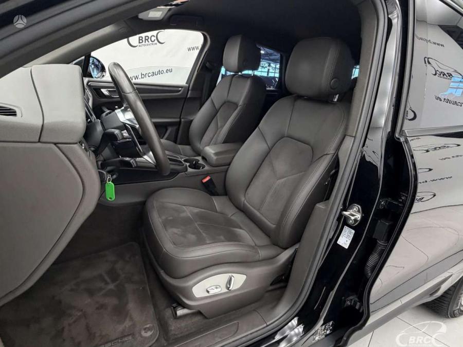 Melns Porsche Macan 2017 Viļņa, ar dzinēja tilpumu 1.98 L un nobraukumu 141 tūkst. km par 22900 €, foto 26 vietnē AUTOMOTO.COM.LV