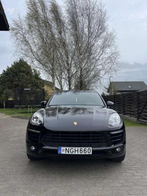 Melns Porsche Macan 2017 Klaipėda, ar dzinēja tilpumu 1.98 L un nobraukumu 200 tūkst. km par 21000 €, foto 4 vietnē AUTOMOTO.COM.LV