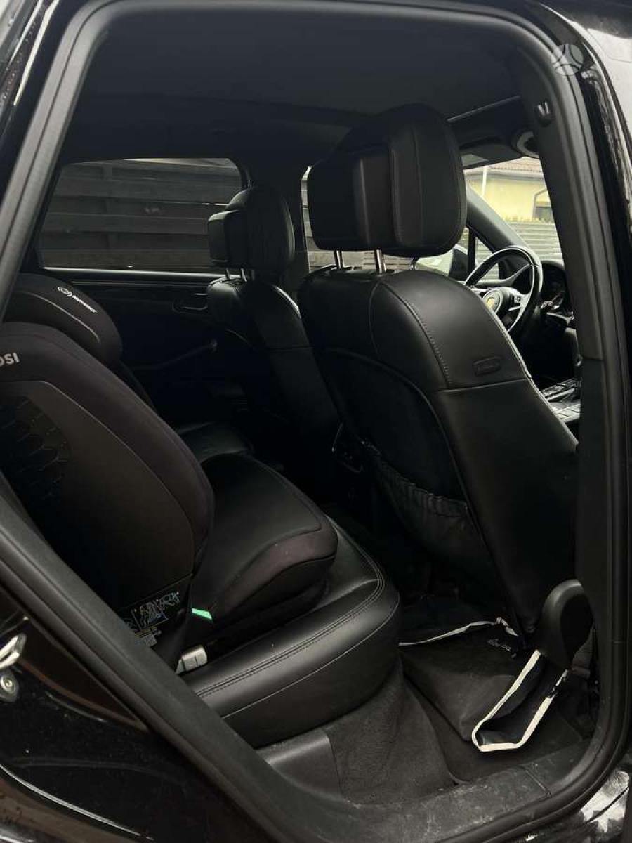 Melns Porsche Macan 2017 Klaipėda, ar dzinēja tilpumu 1.98 L un nobraukumu 200 tūkst. km par 21000 €, foto 12 vietnē AUTOMOTO.COM.LV