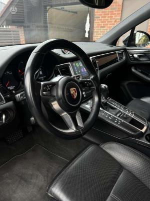 Melns Porsche Macan 2017 Klaipėda, ar dzinēja tilpumu 1.98 L un nobraukumu 200 tūkst. km par 21000 €, foto 18 vietnē AUTOMOTO.COM.LV