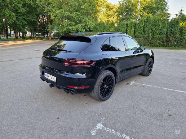 Black Porsche Macan 2017 in Taurage, with an engine capacity of 3.00 L and mileage of 186 thousand km for 26000 €, photo 2 on AUTOMOTO.COM.LV