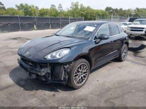 Melns Porsche Macan 2017 Klaipėda, ar dzinēja tilpumu 0.00 L un nobraukumu 92 tūkst. km par 7100 €, foto 3 vietnē AUTOMOTO.COM.LV
