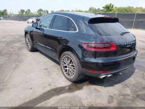 Melns Porsche Macan 2017 Klaipėda, ar dzinēja tilpumu 0.00 L un nobraukumu 92 tūkst. km par 7100 €, foto 4 vietnē AUTOMOTO.COM.LV