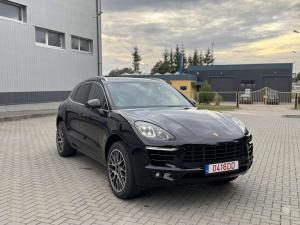 Black Porsche Macan 2017 in Silale, with an engine capacity of 3.00 L and mileage of 135 thousand km for 26750 €, photo  on AUTOMOTO.COM.LV