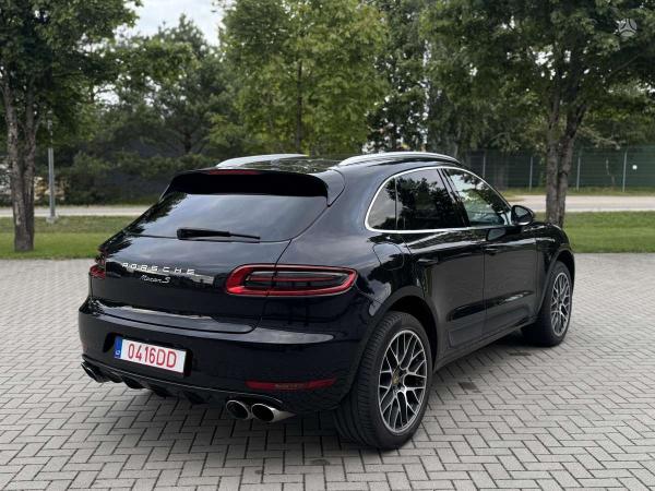 Porsche Macan 2017 in Silale on AUTOMOTO.COM.LV Black Porsche Macan 2017 in Silale, with an engine capacity of 3.00 L and mileage of 135 thousand km for 26750 €, photo 9 on AUTOMOTO.COM.LV
