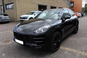Black Porsche Macan 2017 in Klaipeda, with an engine capacity of 3.60 L and mileage of 110 thousand km for 20900 €, photo  on AUTOMOTO.COM.LV