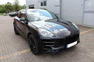 Black Porsche Macan 2017 in Klaipeda, with an engine capacity of 3.60 L and mileage of 110 thousand km for 20900 €, photo 8 on AUTOMOTO.COM.LV