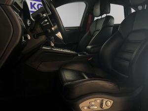 Black Porsche Macan 2017 in Kaunas, with an engine capacity of 3.00 L and mileage of 169 thousand km for 31999 €, photo 15 on AUTOMOTO.COM.LV