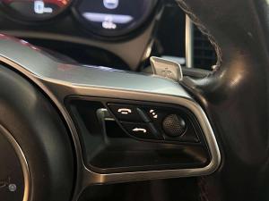 Melns Porsche Macan 2017 Kauņa, ar dzinēja tilpumu 3.00 L un nobraukumu 169 tūkst. km par 31999 €, foto 18 vietnē AUTOMOTO.COM.LV