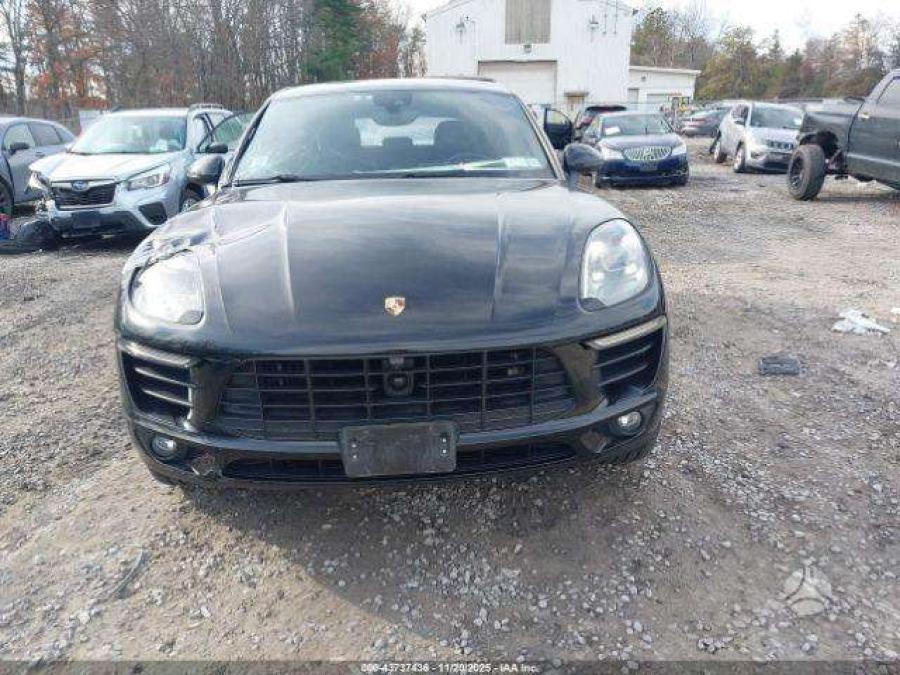 Melns Porsche Macan 2018 Klaipėda, ar dzinēja tilpumu 3.00 L un nobraukumu 127 tūkst. km par 8200 €, foto 12 vietnē AUTOMOTO.COM.LV