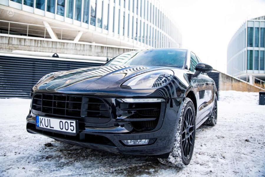 Melns Porsche Macan 2018 Viļņa, ar dzinēja tilpumu 3.00 L un nobraukumu 83 tūkst. km par 38000 €, foto 5 vietnē AUTOMOTO.COM.LV