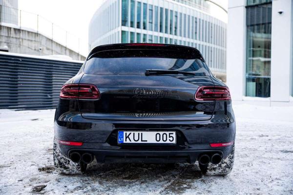 Melns Porsche Macan 2018 Viļņa, ar dzinēja tilpumu 3.00 L un nobraukumu 83 tūkst. km par 38000 €, foto 8 vietnē AUTOMOTO.COM.LV