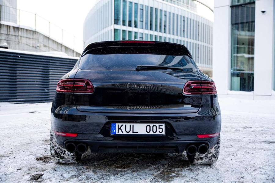Melns Porsche Macan 2018 Viļņa, ar dzinēja tilpumu 3.00 L un nobraukumu 83 tūkst. km par 38000 €, foto 8 vietnē AUTOMOTO.COM.LV