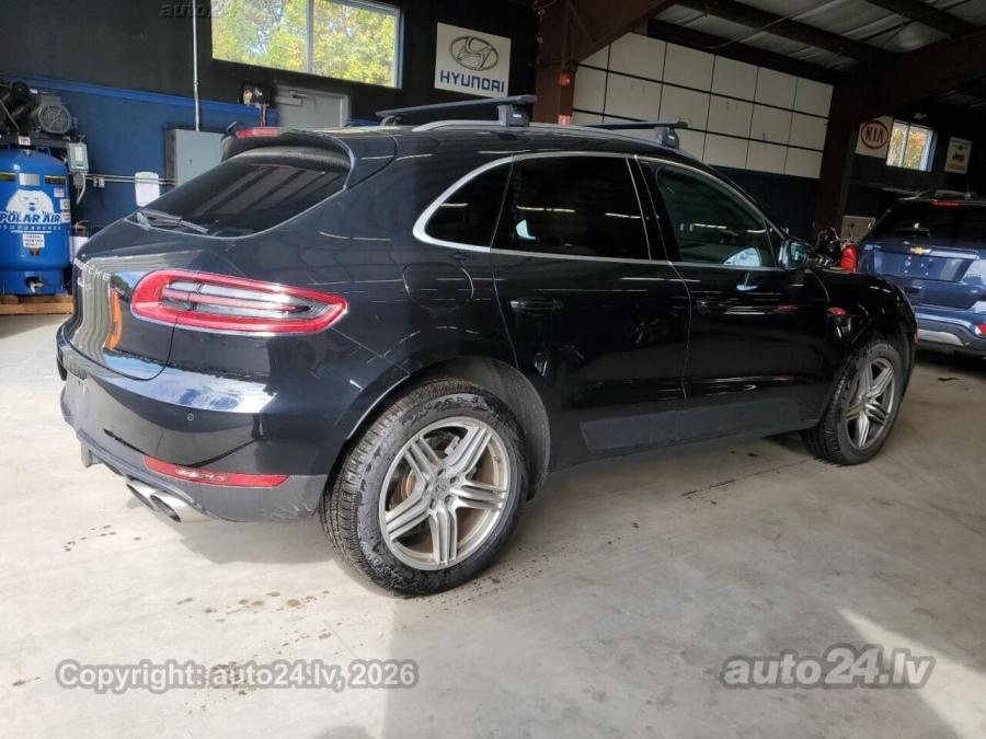 Melns Porsche Macan 2018 Tallina, ar dzinēja tilpumu 3.00 L un nobraukumu 171 tūkst. km par 15500 €, foto 9 vietnē AUTOMOTO.COM.LV