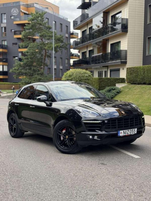Melns Porsche Macan 2018 Viļņa, ar dzinēja tilpumu 3.00 L un nobraukumu 8 tūkst. km par 24500 €, foto 1 vietnē AUTOMOTO.COM.LV