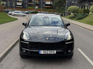 Black Porsche Macan 2018 in Vilnius, with an engine capacity of 3.00 L and mileage of 8 thousand km for 24500 €, photo 12 on AUTOMOTO.COM.LV
