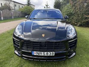 Black Porsche Macan 2018 in Vilnius, with an engine capacity of 3.00 L and mileage of 240 thousand km for 25500 €, photo  on AUTOMOTO.COM.LV
