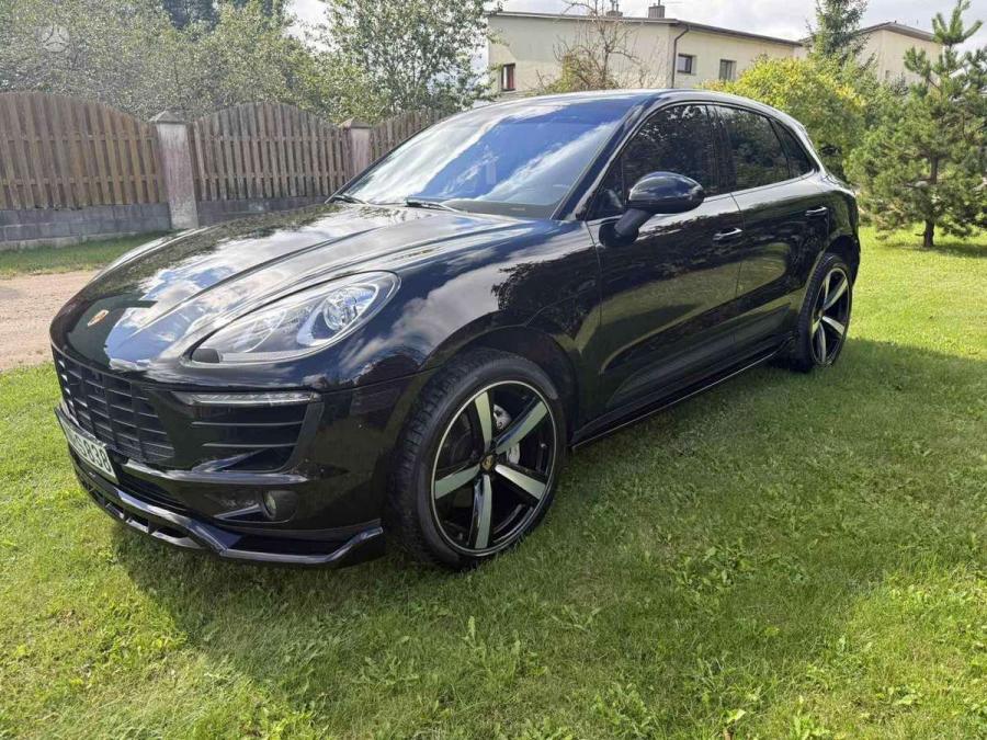 Melns Porsche Macan 2018 Viļņa, ar dzinēja tilpumu 3.00 L un nobraukumu 240 tūkst. km par 25500 €, foto 5 vietnē AUTOMOTO.COM.LV
