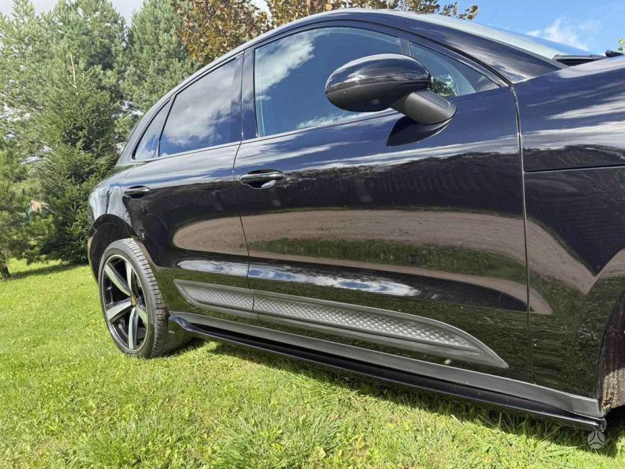 Melns Porsche Macan 2018 Viļņa, ar dzinēja tilpumu 3.00 L un nobraukumu 240 tūkst. km par 25500 €, foto 11 vietnē AUTOMOTO.COM.LV