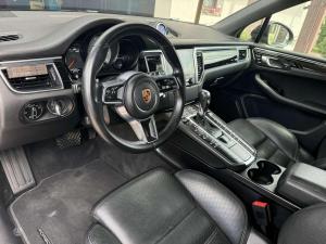 Melns Porsche Macan 2018 Viļņa, ar dzinēja tilpumu 3.00 L un nobraukumu 240 tūkst. km par 25500 €, foto 25 vietnē AUTOMOTO.COM.LV