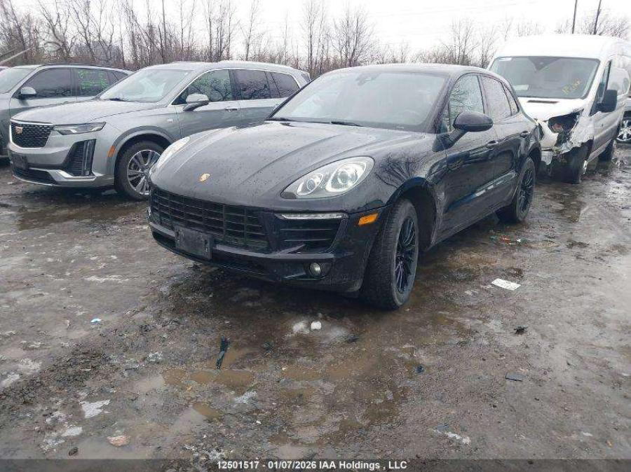 Black Porsche Macan 2018 in Vilnius, with an engine capacity of 1.98 L and mileage of 131 thousand km for 28500 €, photo 22 on AUTOMOTO.COM.LV