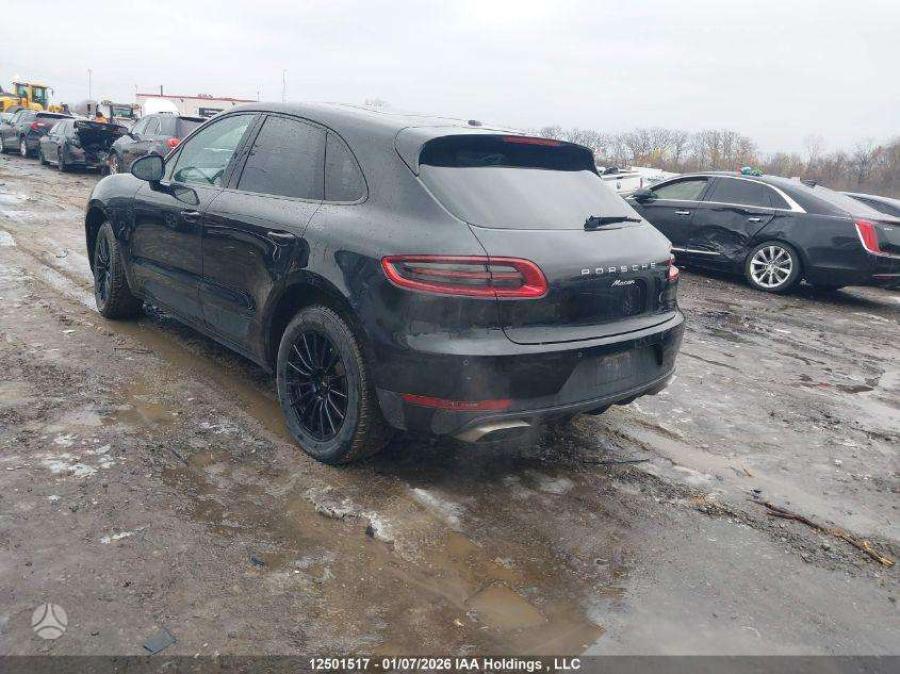 Black Porsche Macan 2018 in Vilnius, with an engine capacity of 1.98 L and mileage of 131 thousand km for 28500 €, photo 23 on AUTOMOTO.COM.LV