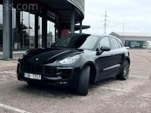 Black Porsche Macan 2018 in Riga, with an engine capacity of 3.00 L and mileage of 112 thousand km for 40400 €, photo  on AUTOMOTO.COM.LV