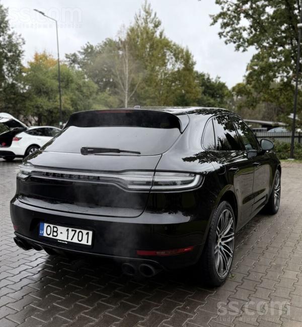 Porsche Macan 2018 Rīga vietnē Melns Porsche Macan 2018 Rīga, ar dzinēja tilpumu 3.00 L un nobraukumu 112 tūkst. km par 40400 €, foto 3 vietnē AUTOMOTO.COM.LV