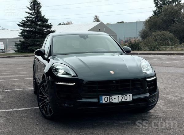 Porsche Macan 2018 Rīga vietnē Melns Porsche Macan 2018 Rīga, ar dzinēja tilpumu 3.00 L un nobraukumu 112 tūkst. km par 40400 €, foto 7 vietnē AUTOMOTO.COM.LV