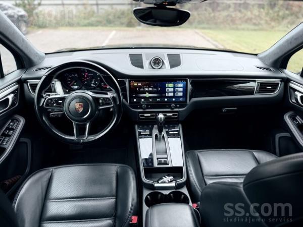 Porsche Macan 2018 Rīga vietnē Melns Porsche Macan 2018 Rīga, ar dzinēja tilpumu 3.00 L un nobraukumu 112 tūkst. km par 40400 €, foto 11 vietnē AUTOMOTO.COM.LV