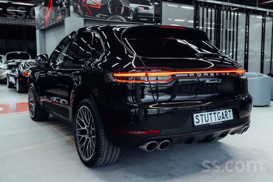 Melns Porsche Macan 2019 Rīga, ar dzinēja tilpumu 3.00 L un nobraukumu 108 tūkst. km par 68000 €, foto 4 vietnē AUTOMOTO.COM.LV