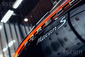 Melns Porsche Macan 2019 Rīga, ar dzinēja tilpumu 3.00 L un nobraukumu 108 tūkst. km par 68000 €, foto 23 vietnē AUTOMOTO.COM.LV