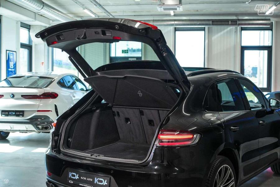 Melns Porsche Macan 2019 Marijampole, ar dzinēja tilpumu 3.00 L un nobraukumu 81 tūkst. km par 44450 €, foto 13 vietnē AUTOMOTO.COM.LV
