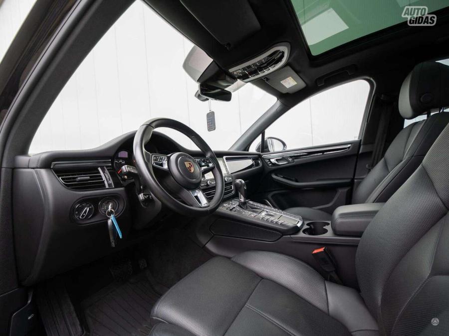 Melns Porsche Macan 2019 Marijampole, ar dzinēja tilpumu 3.00 L un nobraukumu 82 tūkst. km par 43450 €, foto 25 vietnē AUTOMOTO.COM.LV