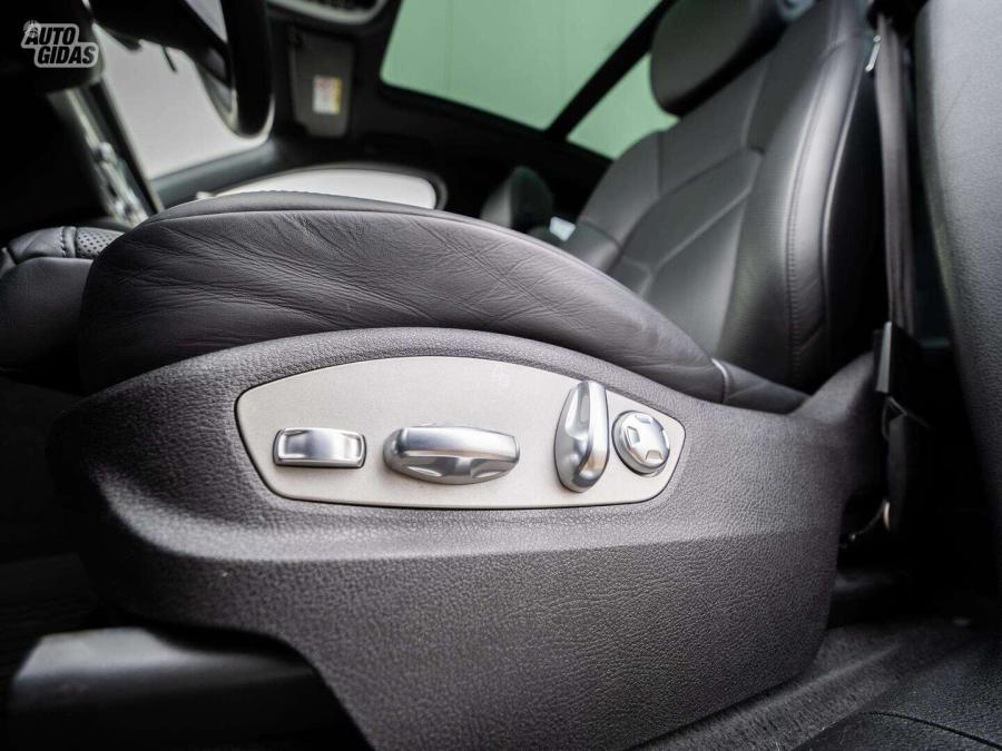 Melns Porsche Macan 2019 Marijampole, ar dzinēja tilpumu 3.00 L un nobraukumu 82 tūkst. km par 43450 €, foto 28 vietnē AUTOMOTO.COM.LV