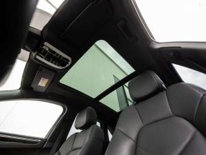 Melns Porsche Macan 2019 Marijampole, ar dzinēja tilpumu 3.00 L un nobraukumu 82 tūkst. km par 43450 €, foto 29 vietnē AUTOMOTO.COM.LV