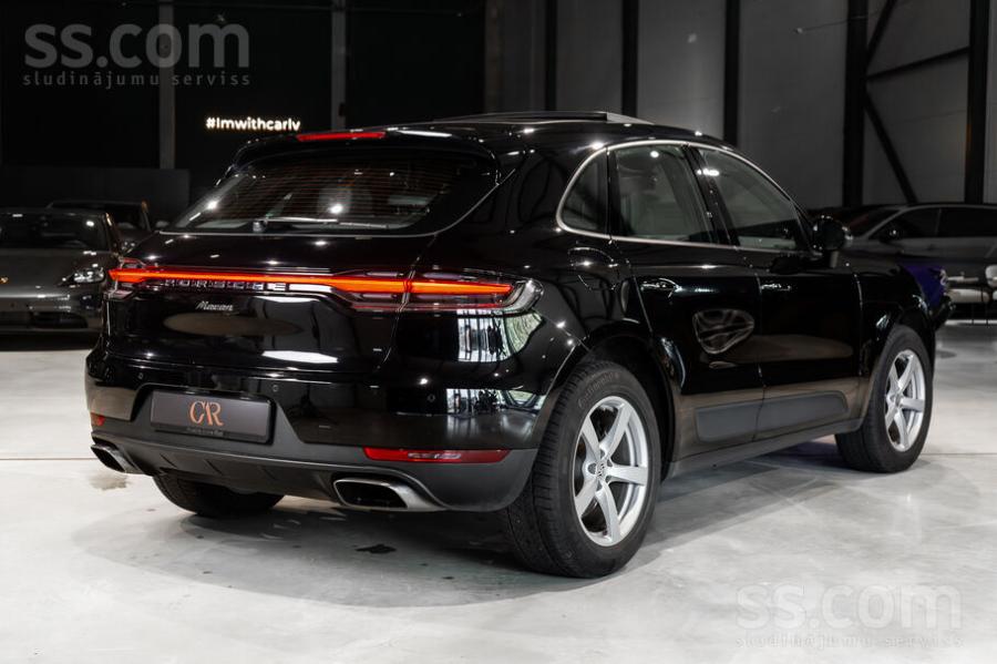 Melns Porsche Macan 2019 Rīga, ar dzinēja tilpumu 2.00 L un nobraukumu 118 tūkst. km par 35900 €, foto 5 vietnē AUTOMOTO.COM.LV