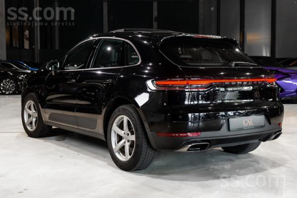 Melns Porsche Macan 2019 Rīga, ar dzinēja tilpumu 2.00 L un nobraukumu 118 tūkst. km par 35900 €, foto 6 vietnē AUTOMOTO.COM.LV