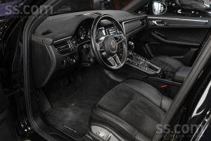 Melns Porsche Macan 2019 Rīga, ar dzinēja tilpumu 2.00 L un nobraukumu 118 tūkst. km par 35900 €, foto 10 vietnē AUTOMOTO.COM.LV