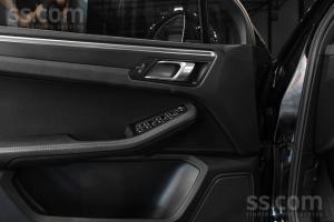 Melns Porsche Macan 2019 Rīga, ar dzinēja tilpumu 2.00 L un nobraukumu 118 tūkst. km par 35900 €, foto 15 vietnē AUTOMOTO.COM.LV